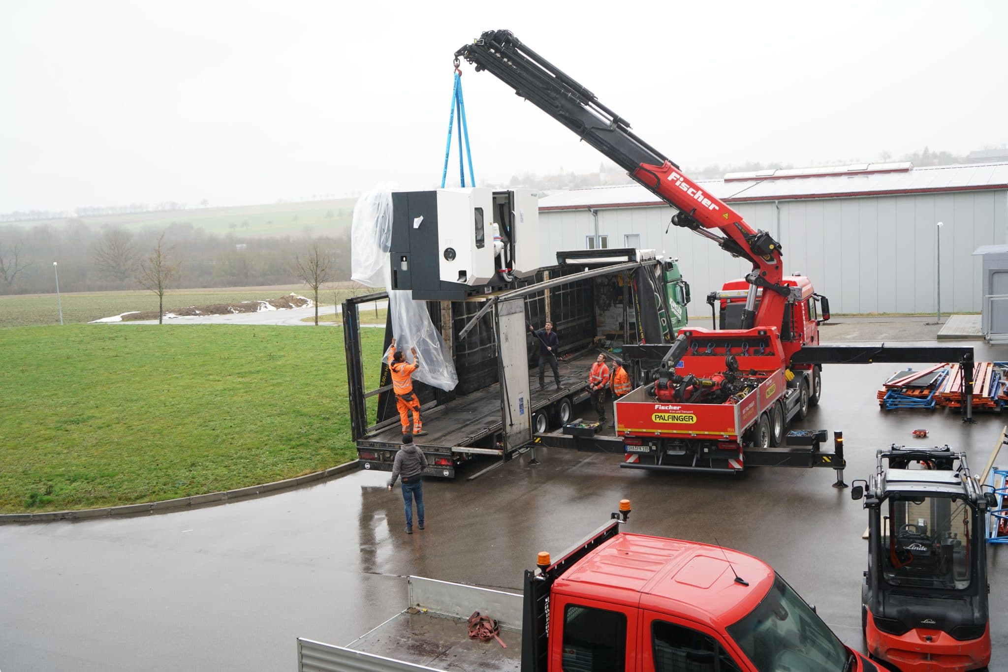 Anlieferung Neue Drehmaschine CLX 450 TC DMG MORI - Zucker ...